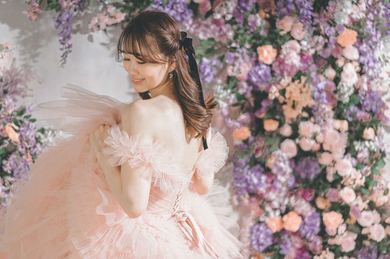 ドレス紹介【ララ】（公開日：2024年8月26日）｜LICIAN―スタジオリシアン―｜京都府でフォトウェディング探すならPhotorait