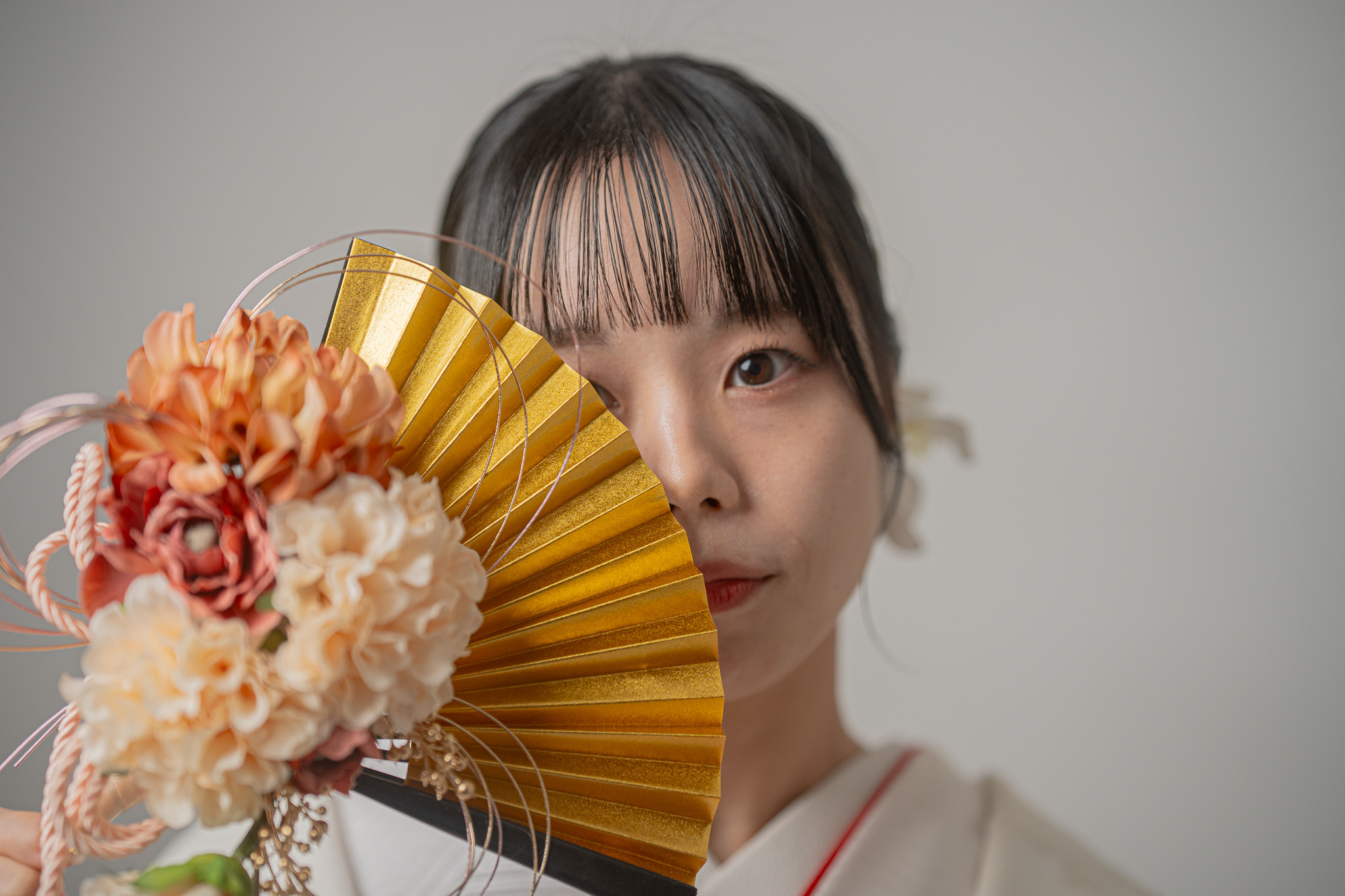 INAI WEDDING WASOU 東京浅草本店のスタッフブログ(プロが教える写真映りが良くなる和装ポージング5選)【Photorait】